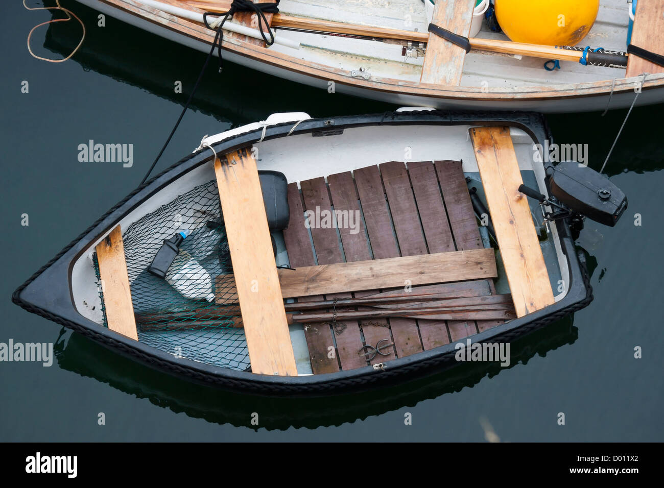 Boat overhead hi-res stock photography and images - Alamy