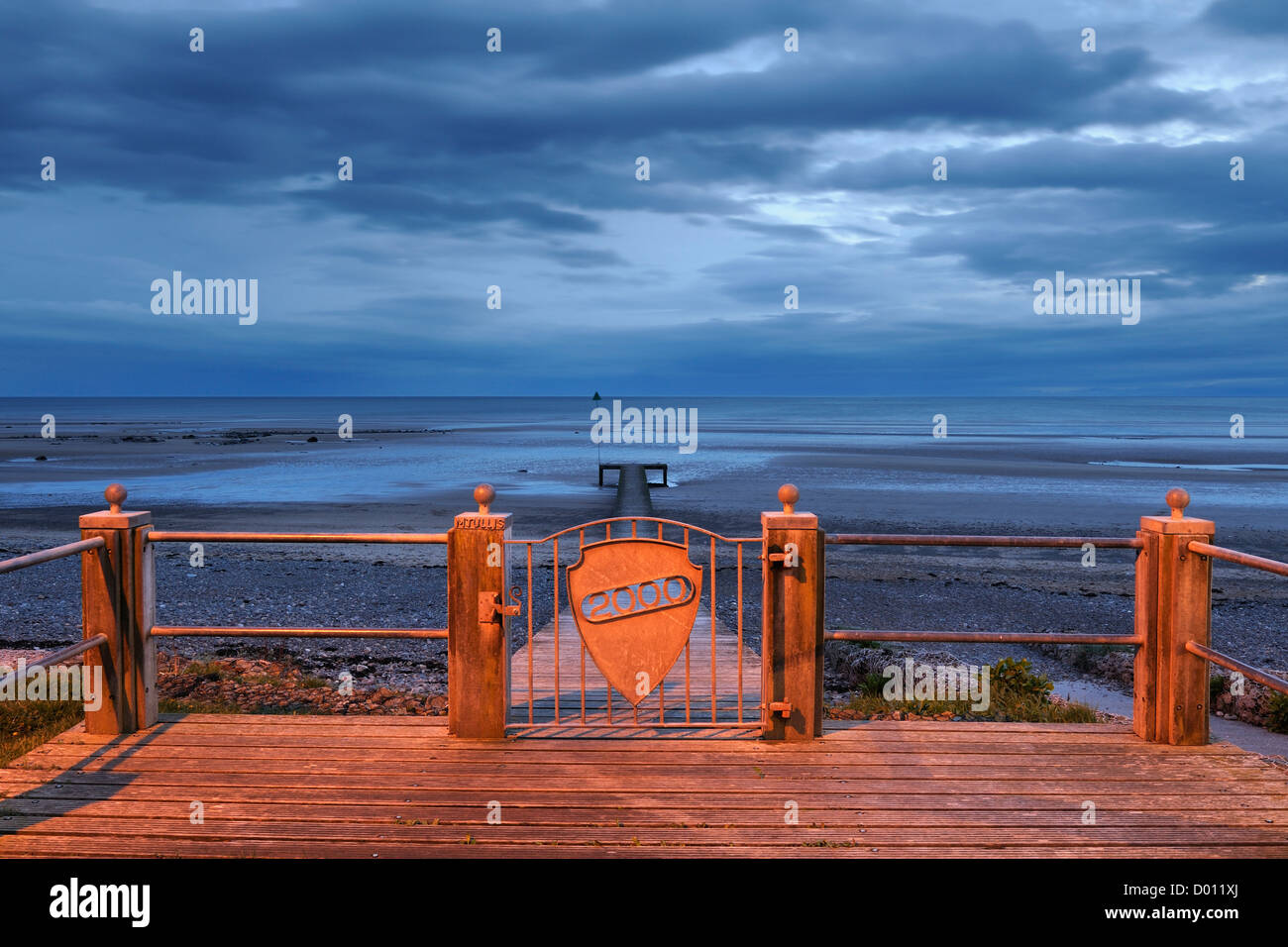 Seascale beach and walkway, Cumbria, UK Stock Photo - Alamy