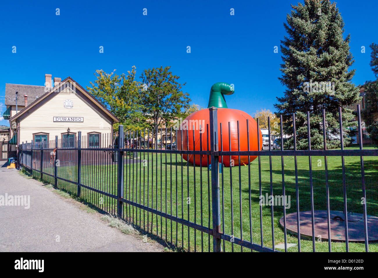 Durango to silverton narrow gauge railroad hi-res stock photography and ...
