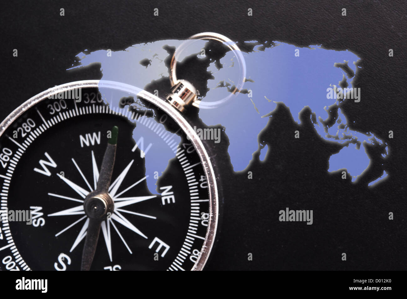 World map with compass rose hi-res stock photography and images - Alamy