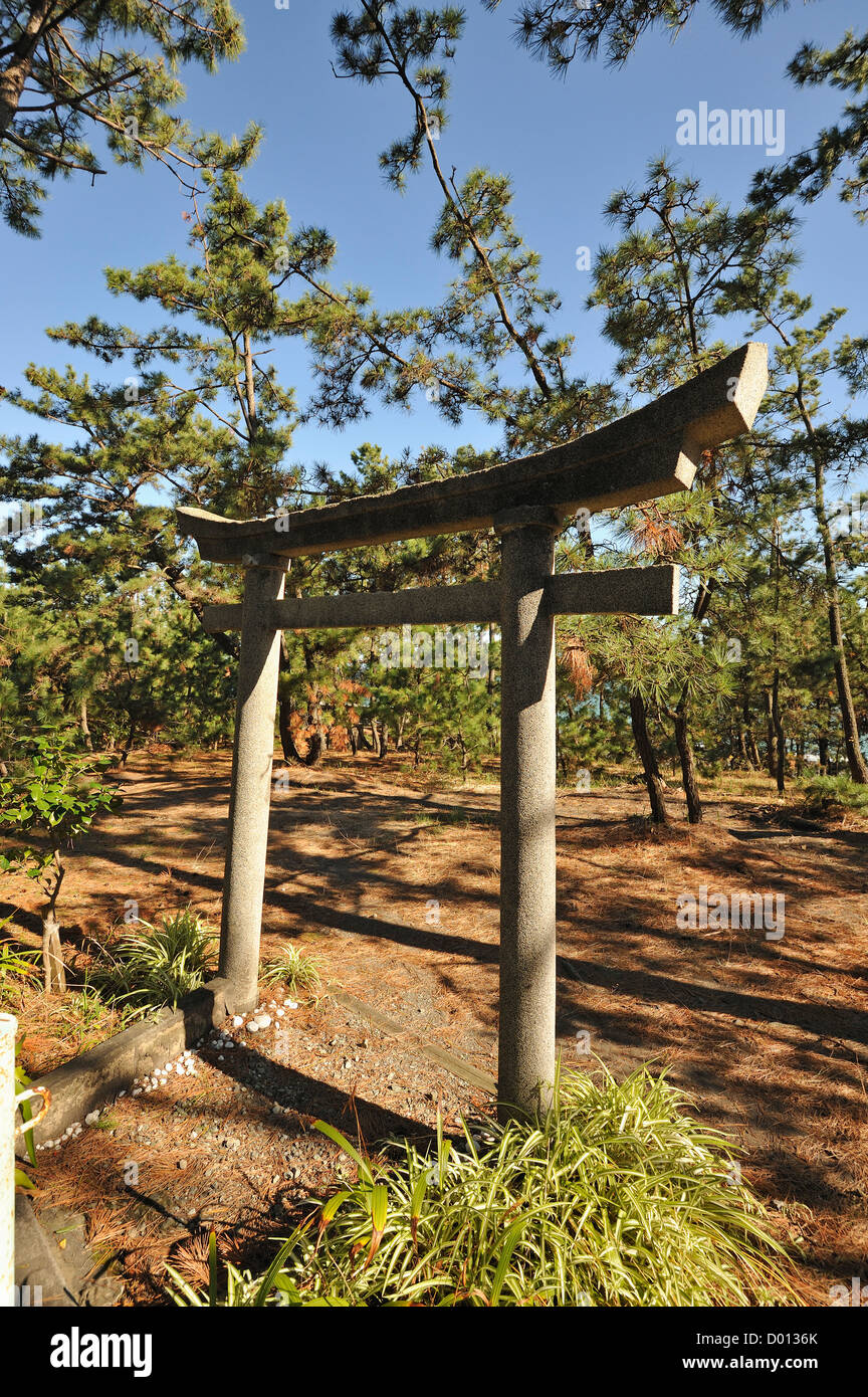Shinto Gateway