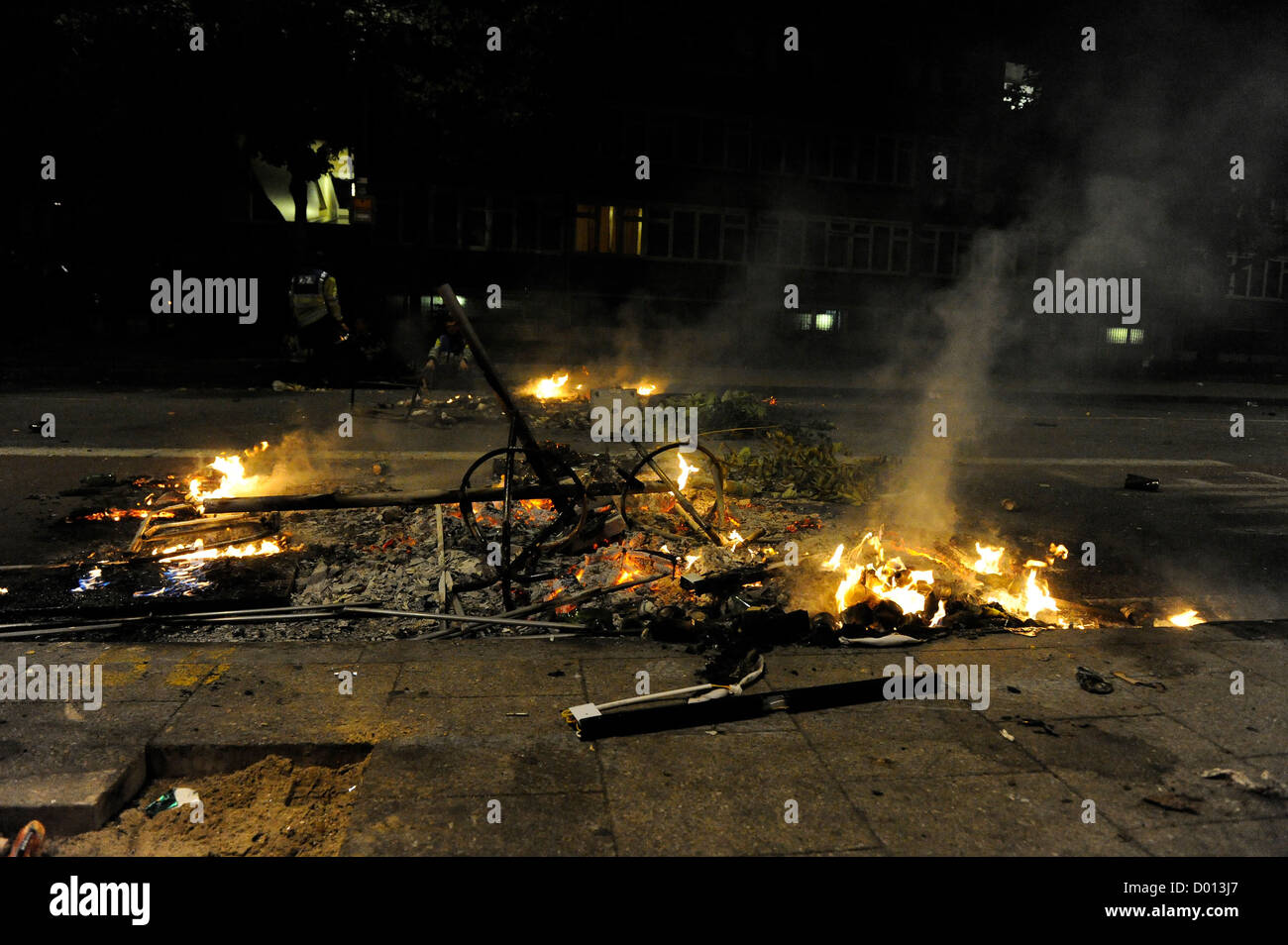 London protests tottenham riots hi-res stock photography and images - Alamy