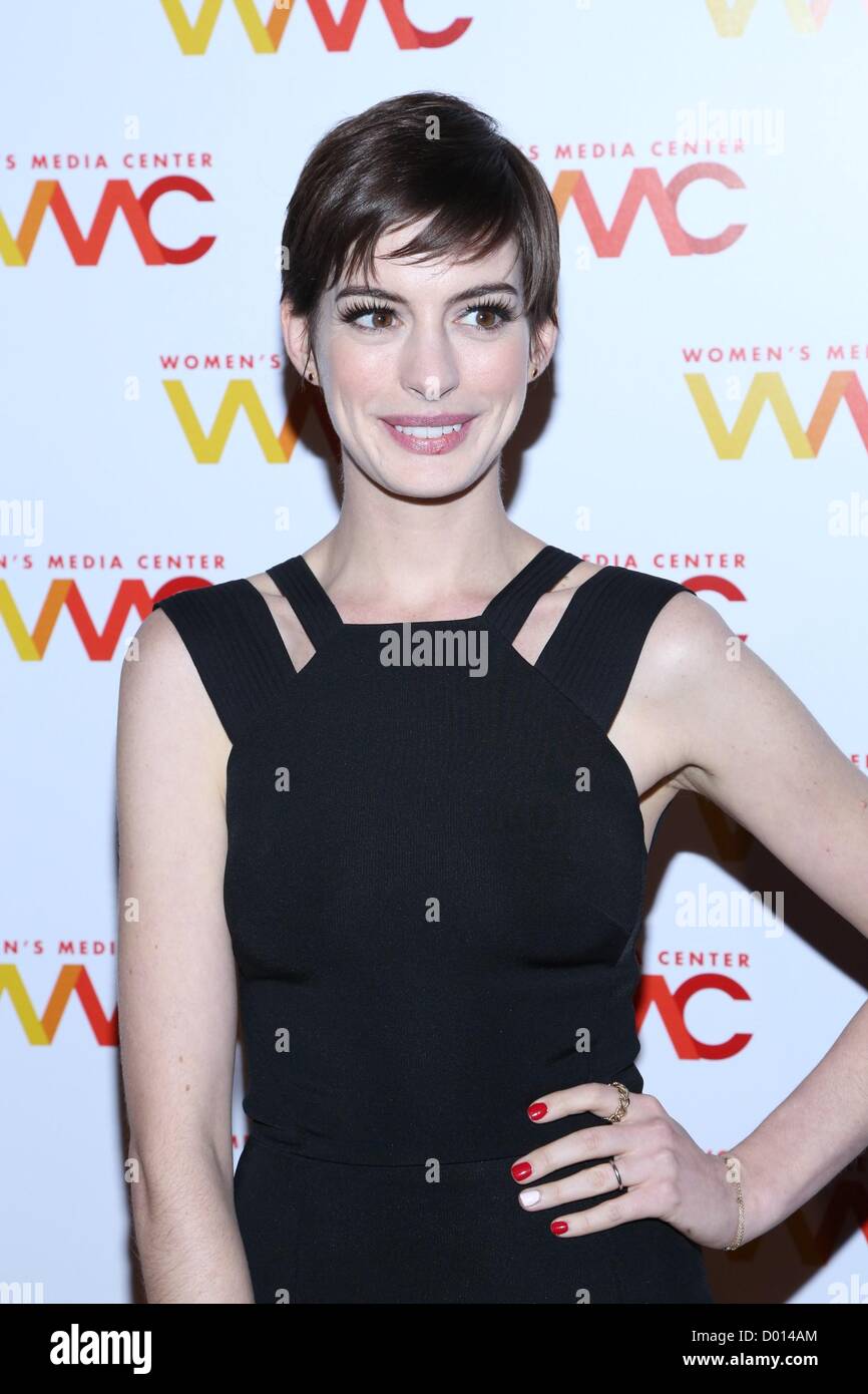 Ann hathaway hi-res stock photography and images - Alamy