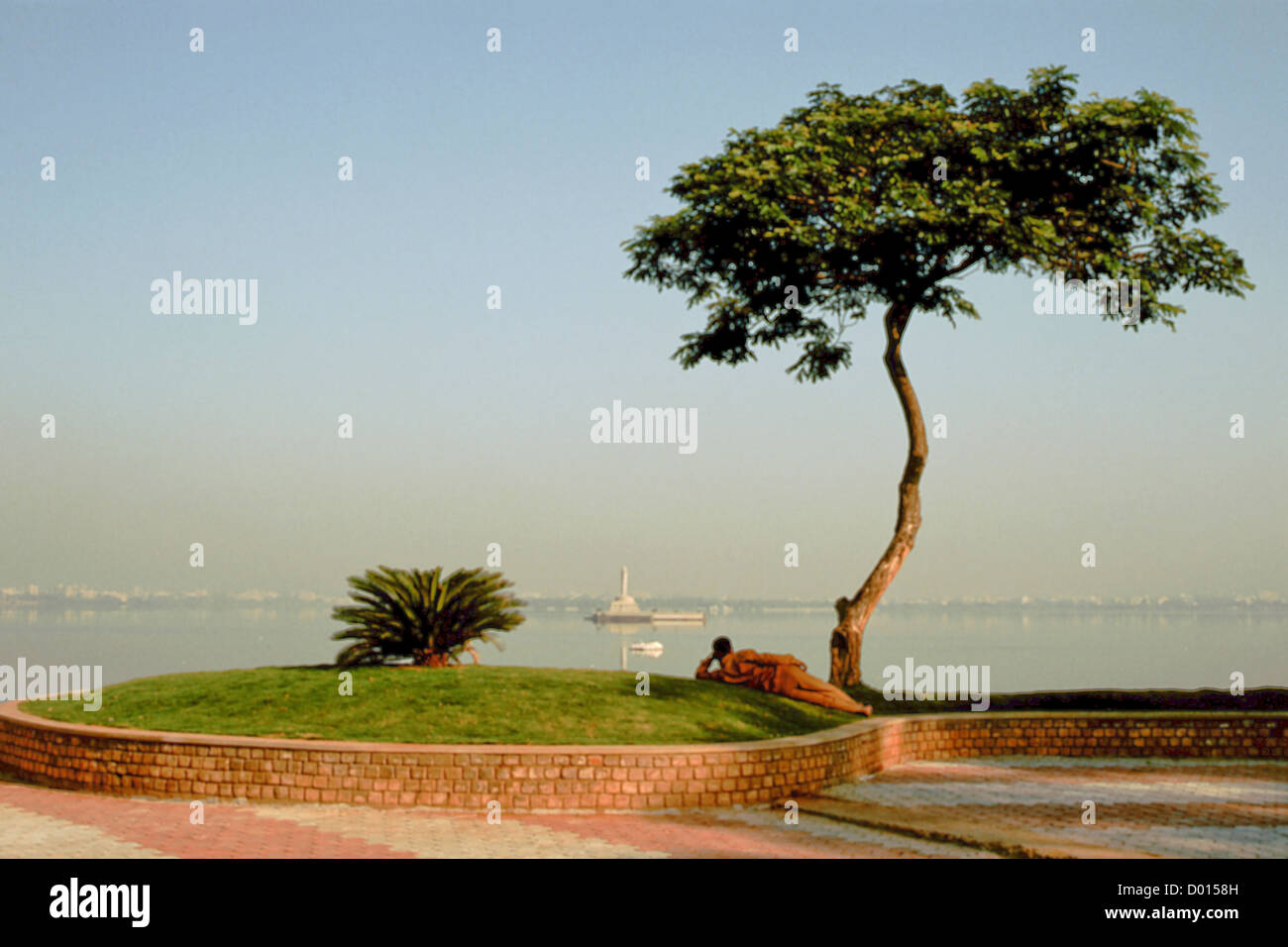 View of Hussain Sagar Lake, Hyderabad, Andhra Pradesh, India, Asia ...