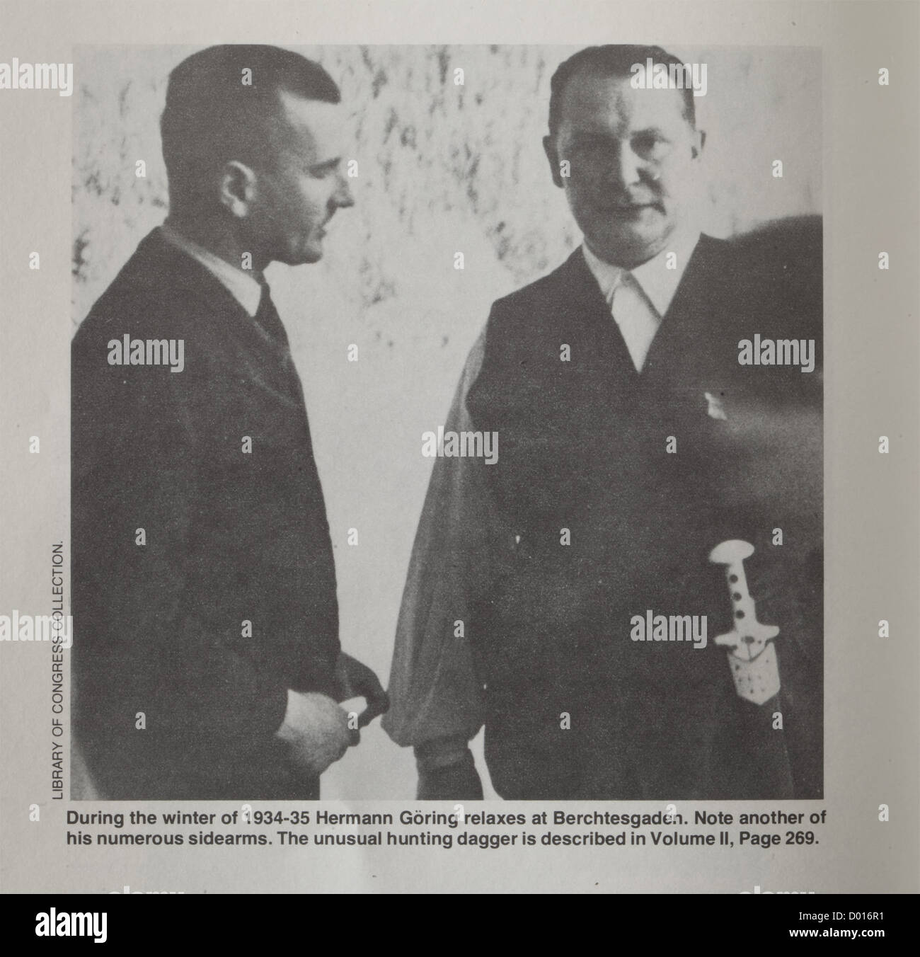 Hermann Göring - A magnificent dagger with ivory grip and bronze blade ...