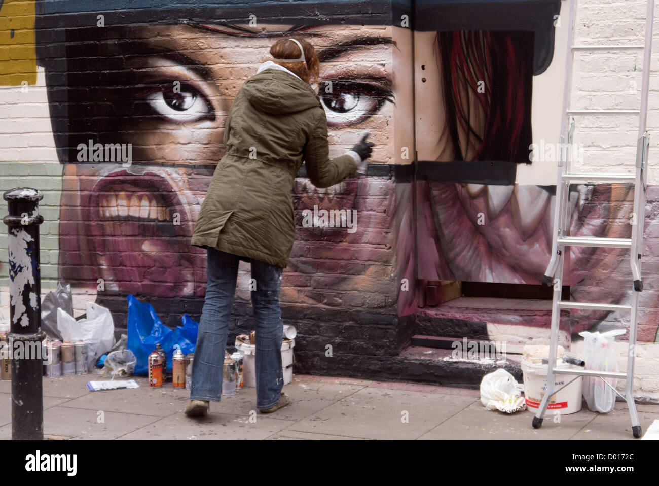 Graffiti street art in the Brick Lane neighbourhood of East London ...