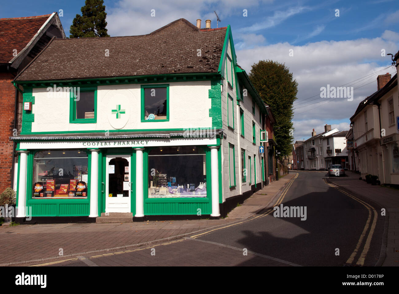 Coopers shop hi-res stock photography and images - Alamy
