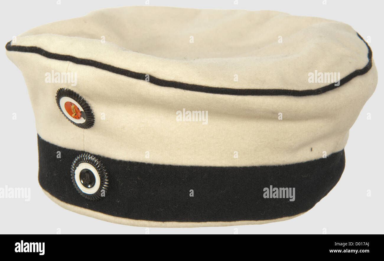 German corporal uniform hi-res stock photography and images - Alamy