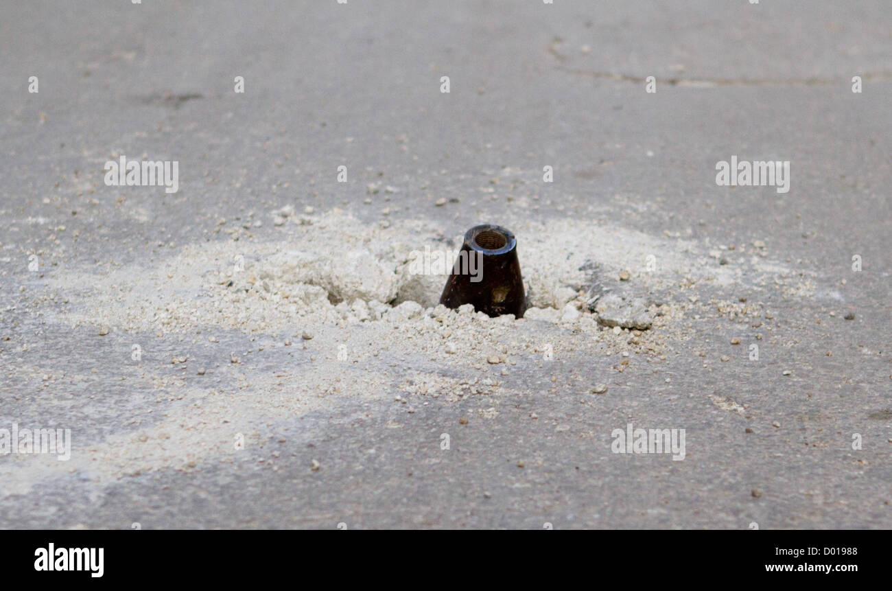 Unexploded mortar hi-res stock photography and images - Alamy