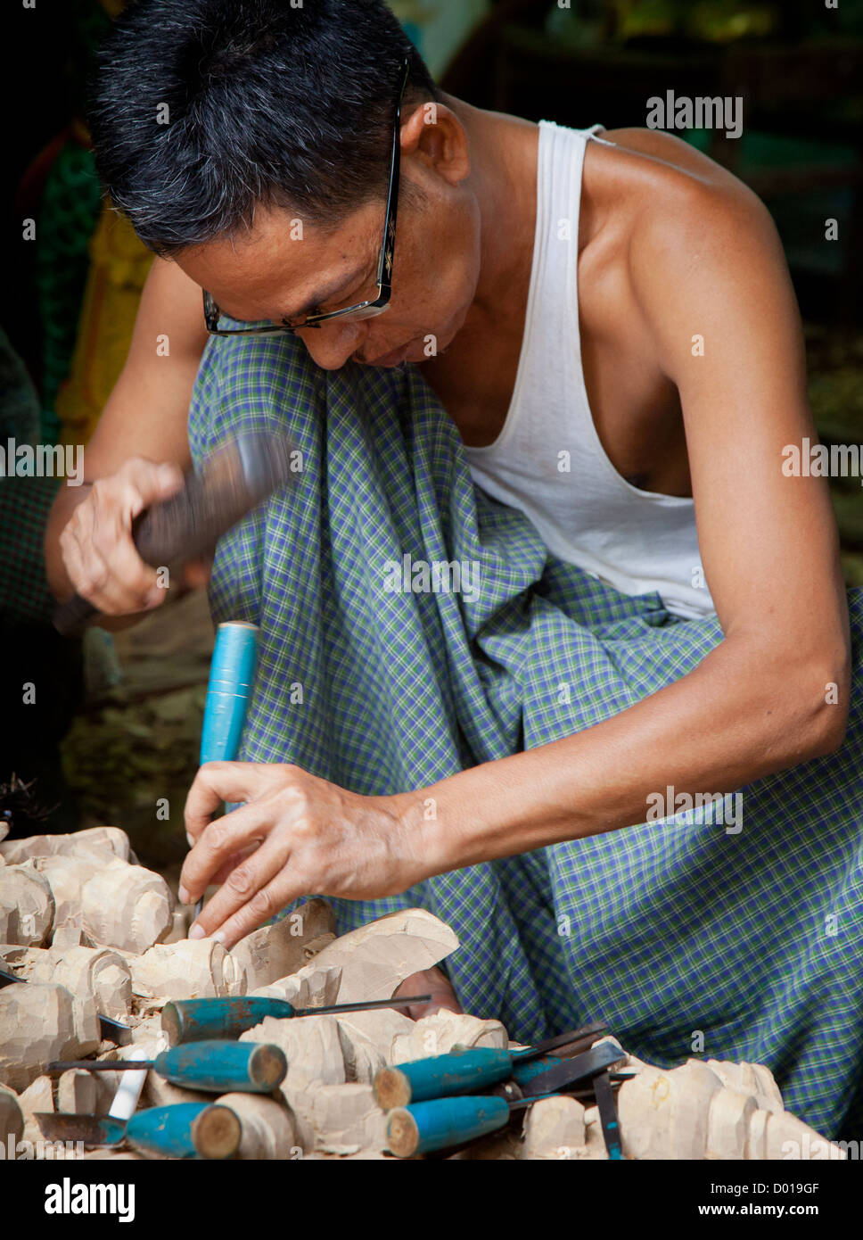 Southeast asia handicraft hi-res stock photography and images - Alamy