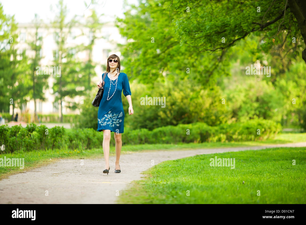 Rush fast walking hi-res stock photography and images - Alamy