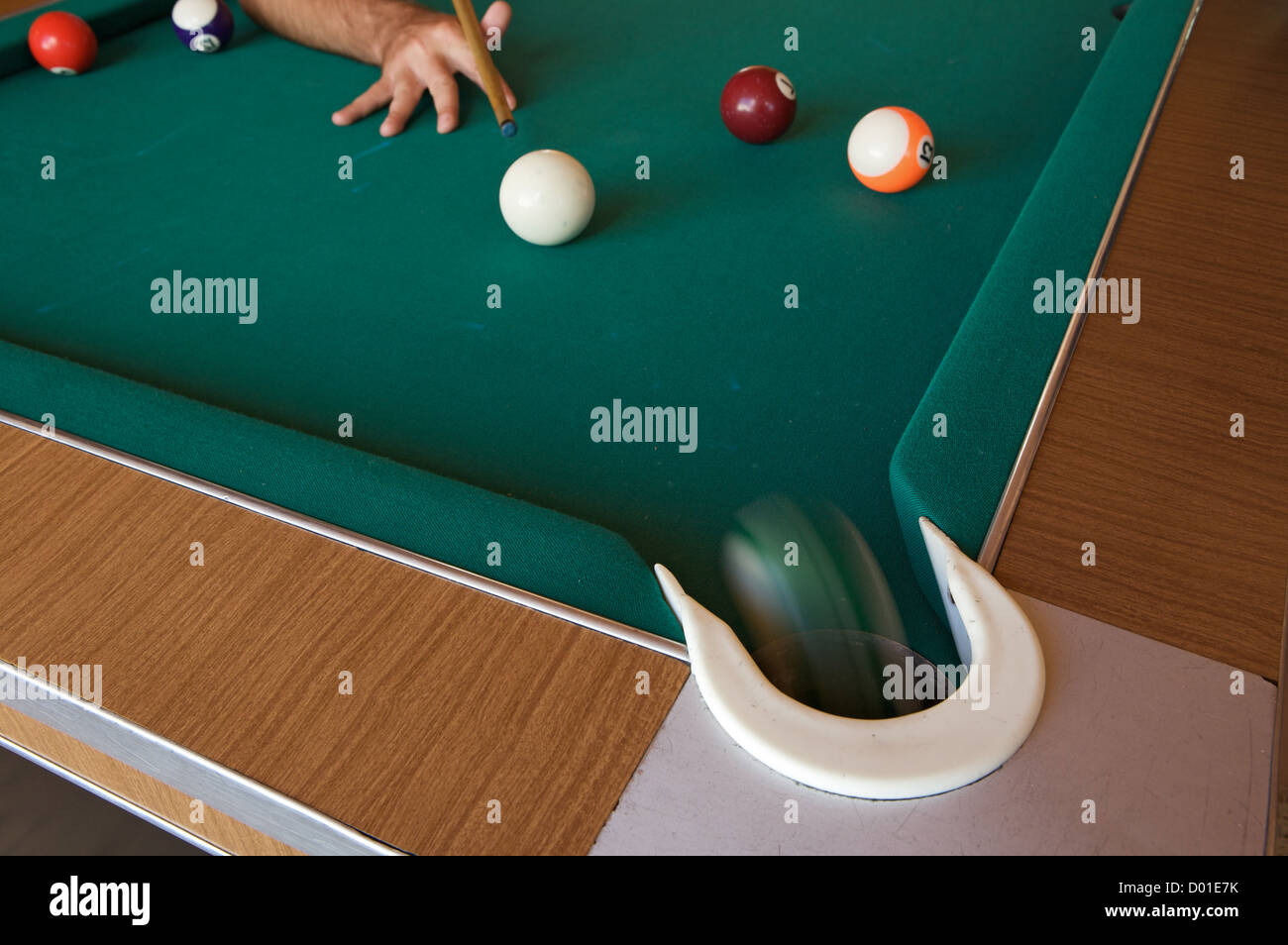 Snooker table ball hitting hi-res stock photography and images - Alamy