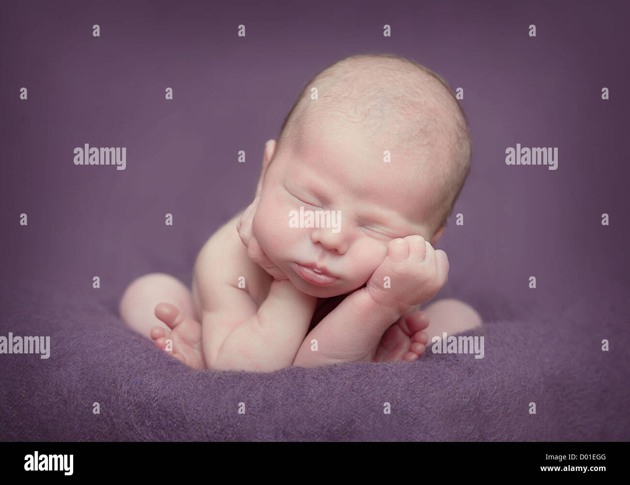 Frog pose hi-res stock photography and images - Alamy