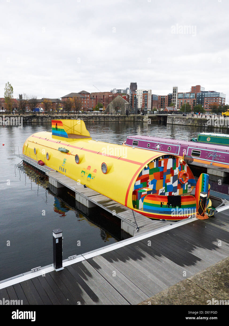Yellow Submarine Liverpool High Resolution Stock Photography and Images ...