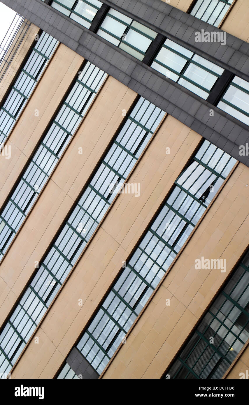 Streamline Moderne Architecture High Resolution Stock Photography and ...