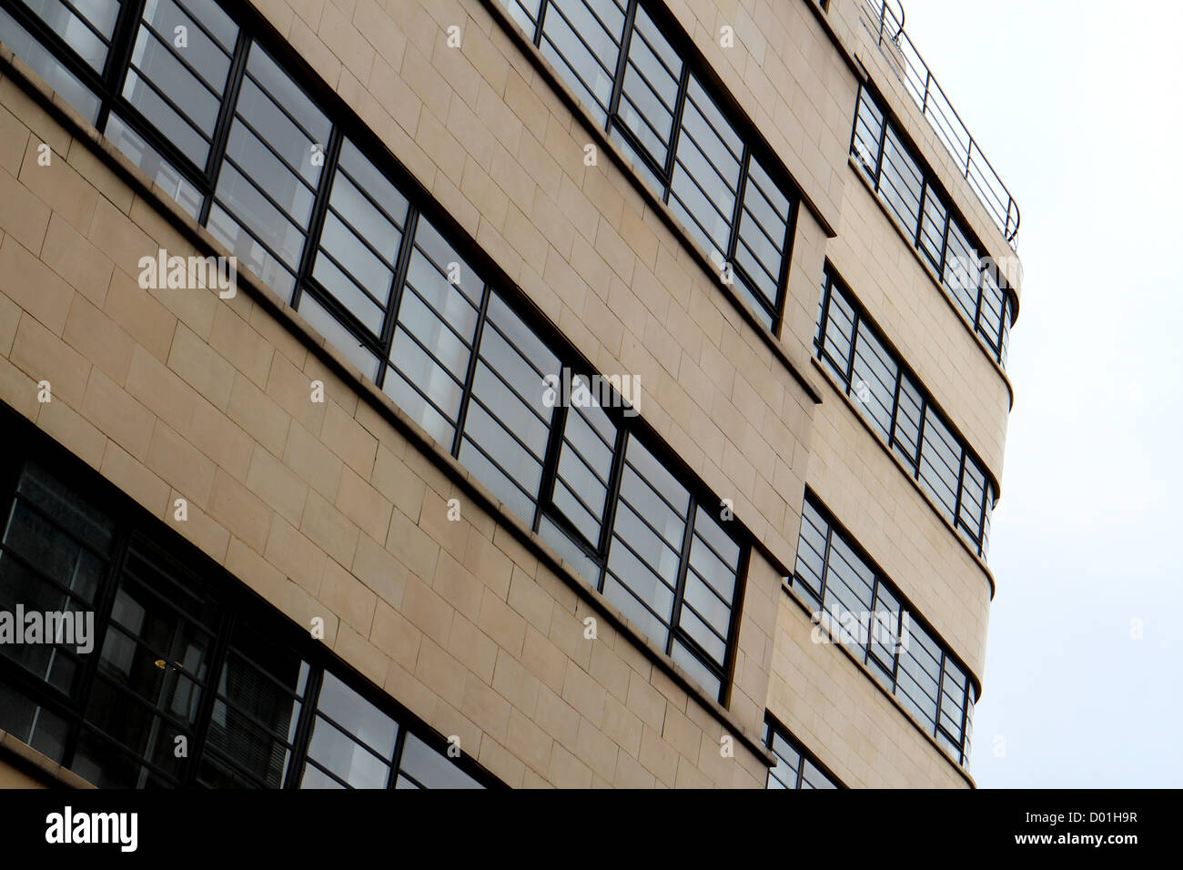 Streamline Moderne Architecture High Resolution Stock Photography and ...