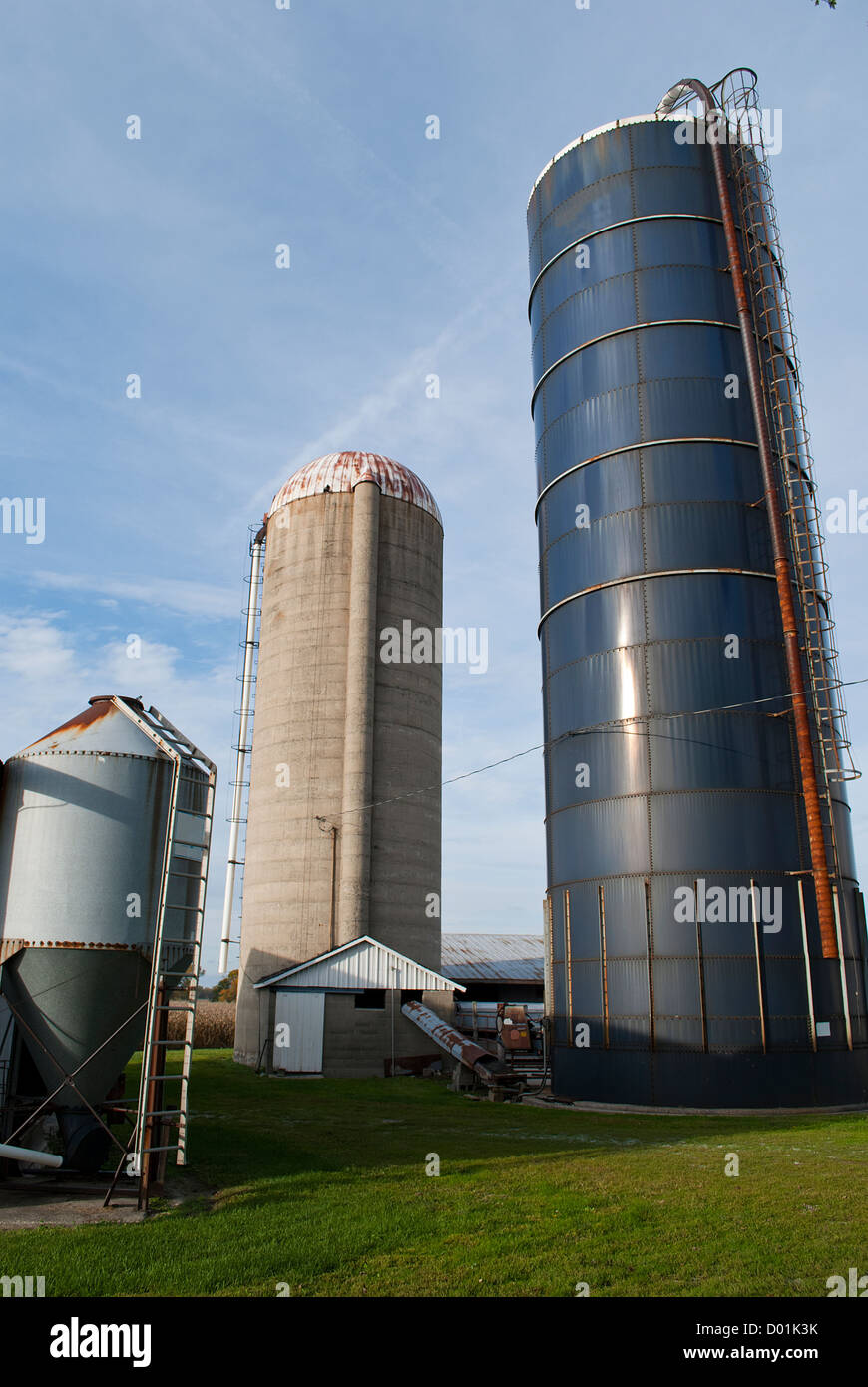 Silos in a farmyard Stock Photo - Alamy