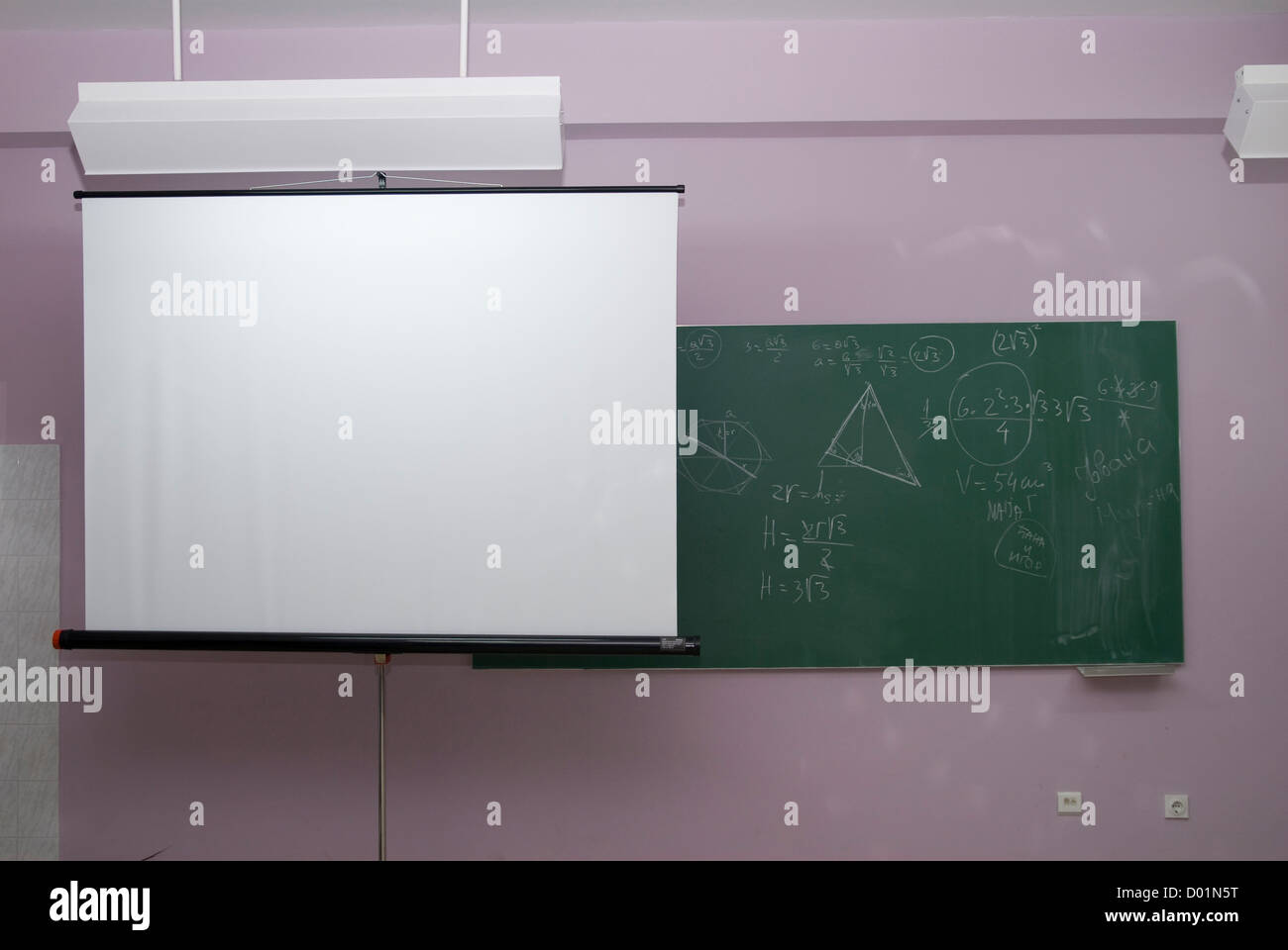 Classroom interior,with panel and projection screen Stock Photo - Alamy