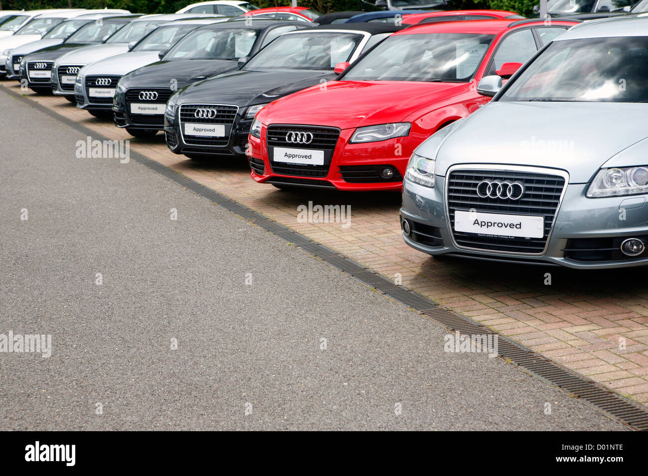 Row of new audi cars hi-res stock photography and images - Alamy