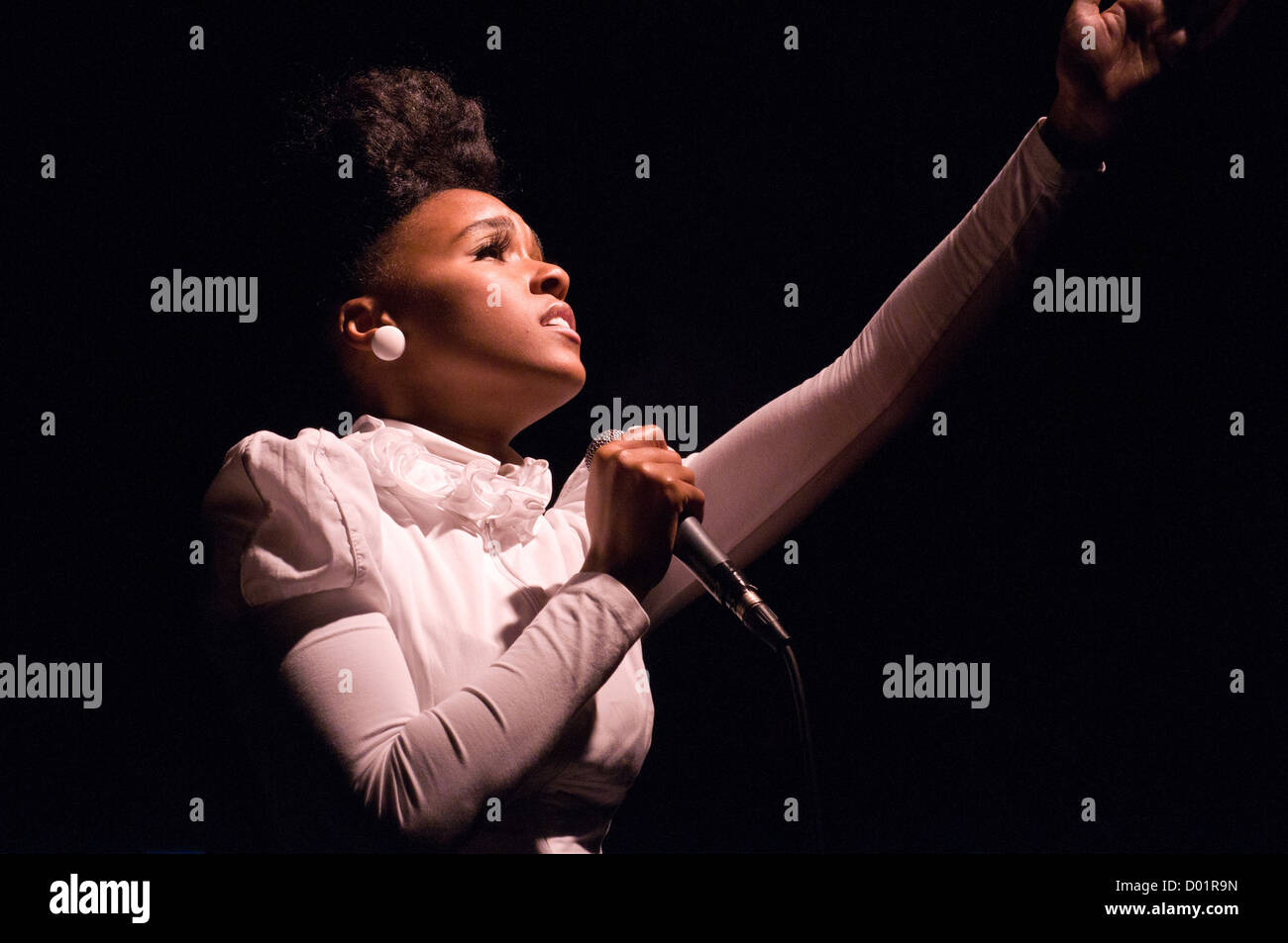 Janelle monáe hi-res stock photography and images - Alamy