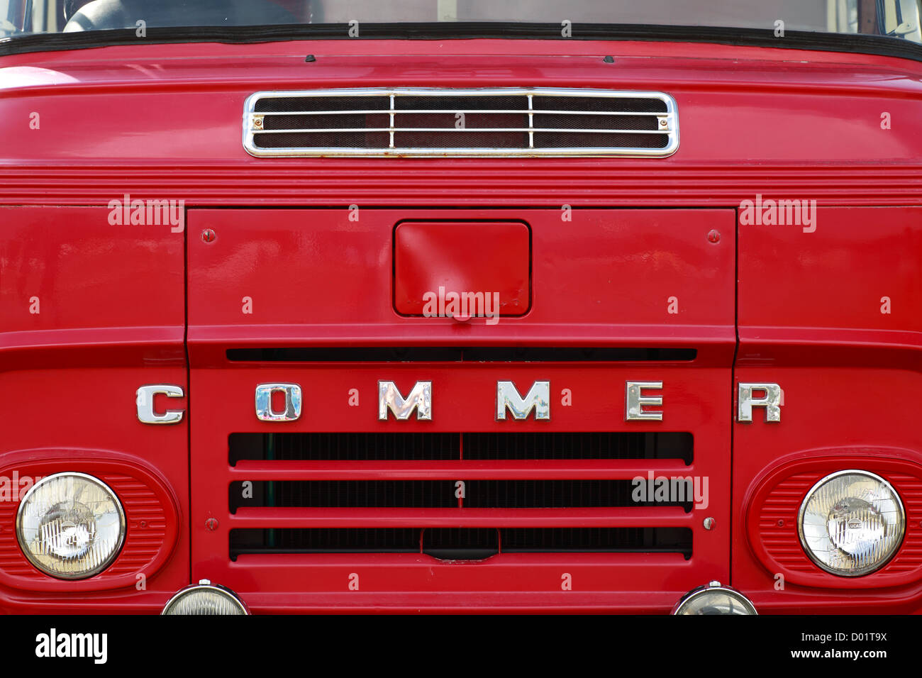 Commer hi-res stock photography and images - Alamy