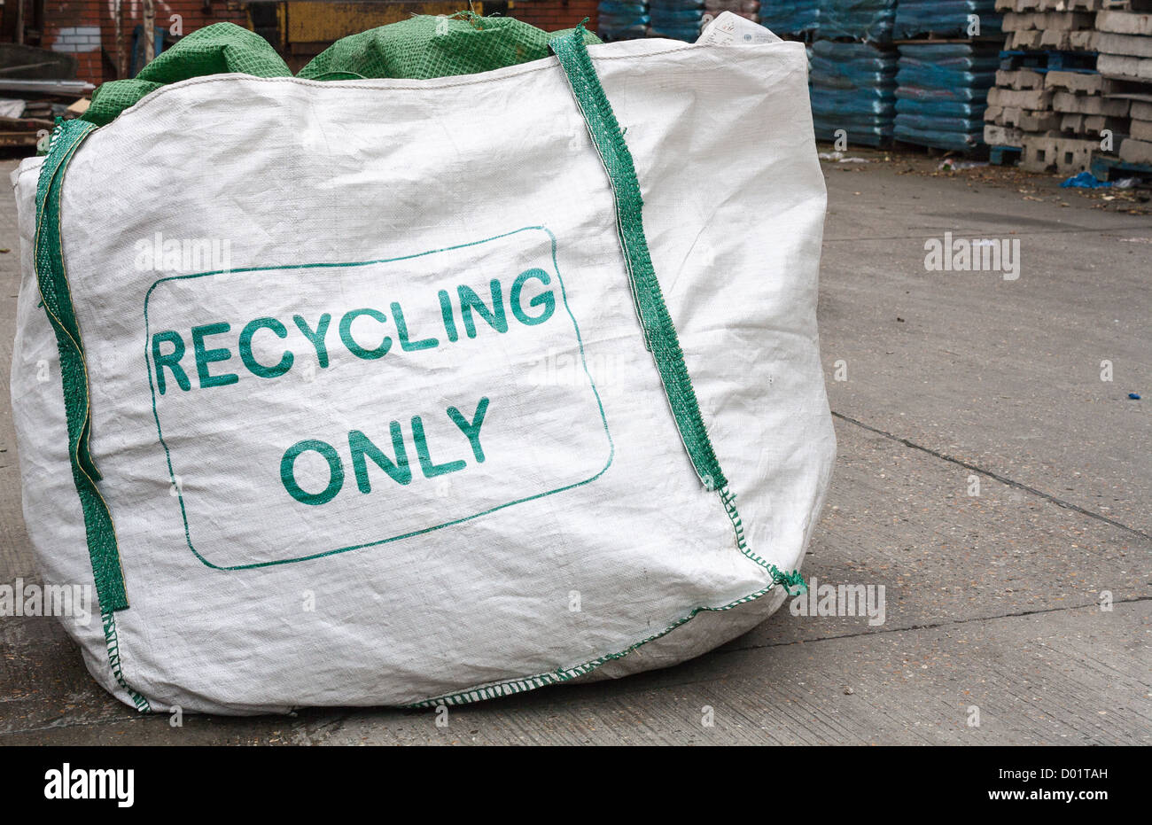 Recycling sack hi-res stock photography and images - Alamy