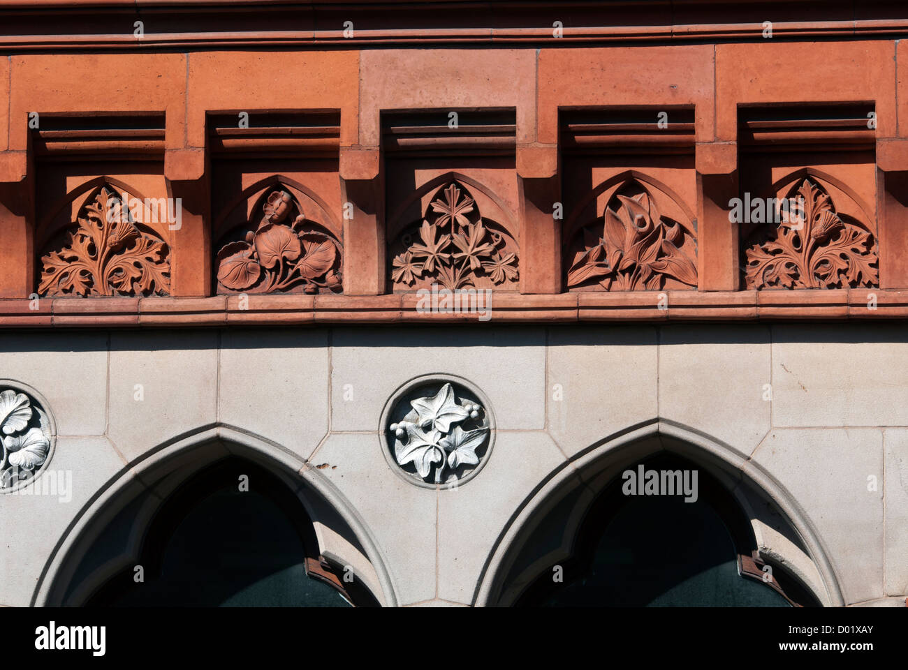 Frieze hi-res stock photography and images - Alamy
