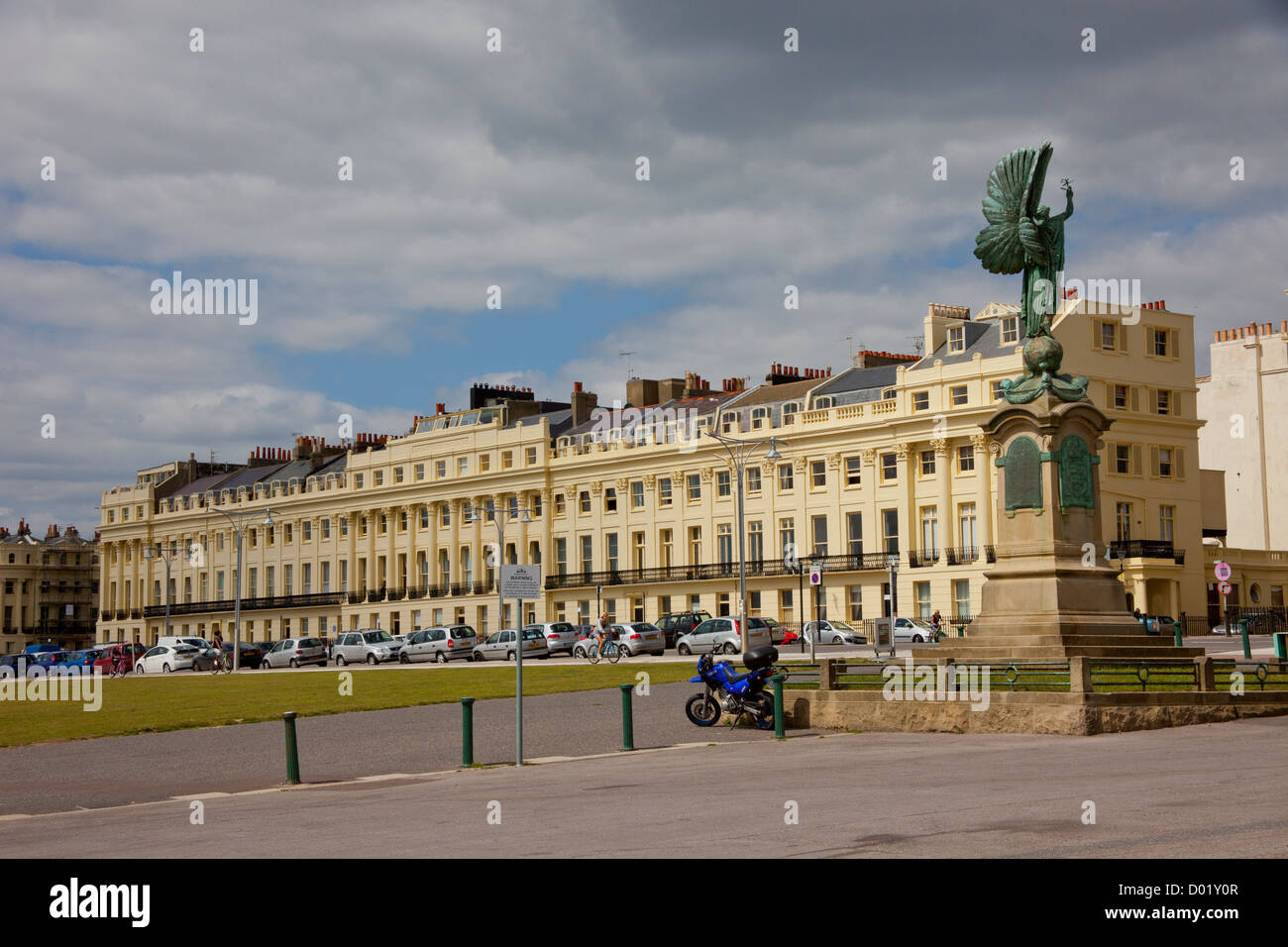 The Peace Statue and Brunswick Terrace - a regency style terrace on the ...