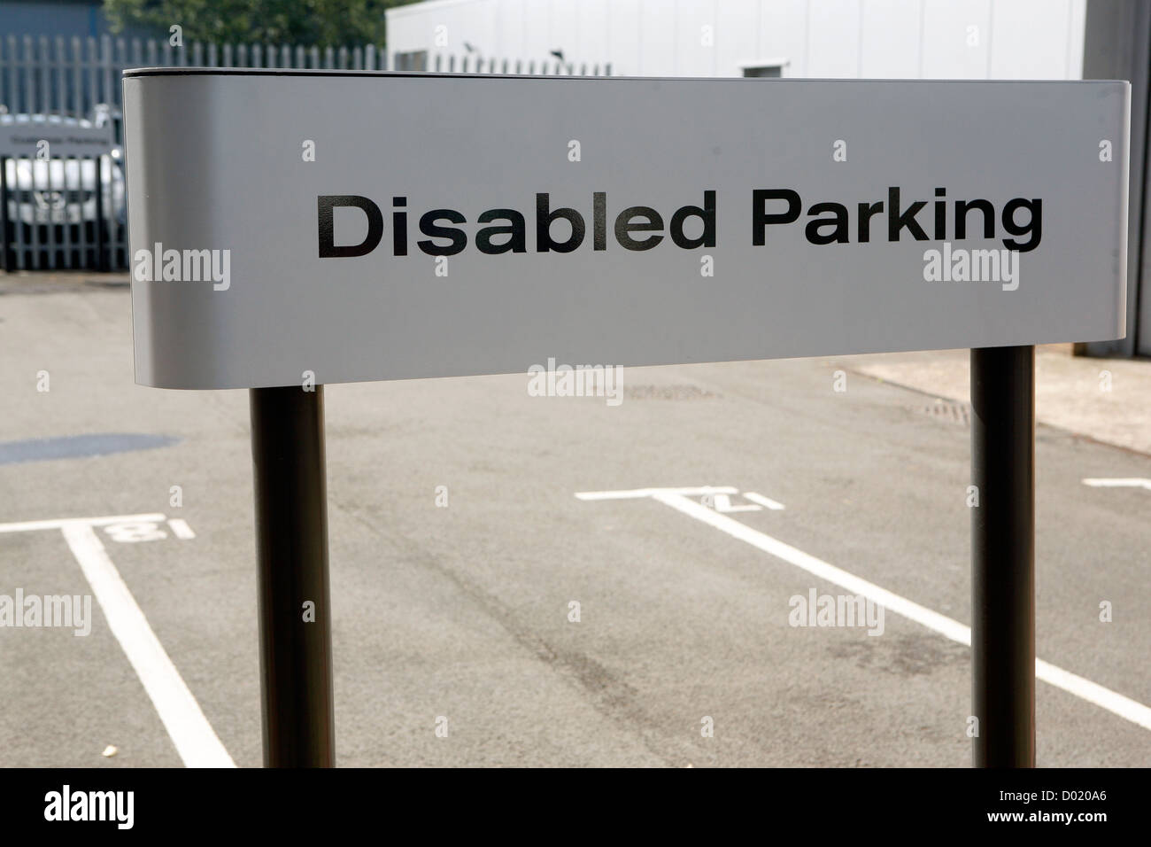 Disabled bay sign hi-res stock photography and images - Alamy
