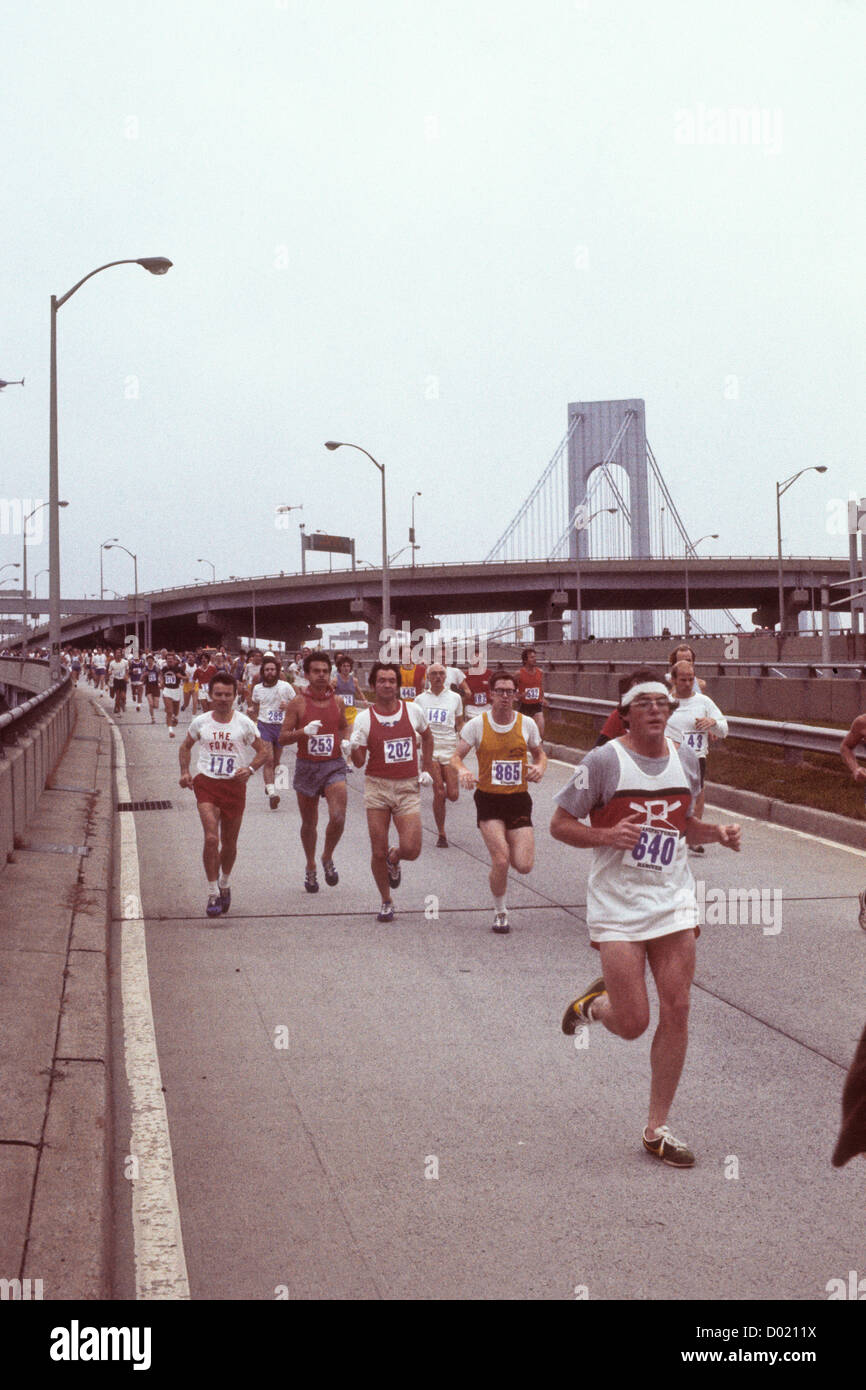 New york marathon 1976 hi-res stock photography and images - Alamy