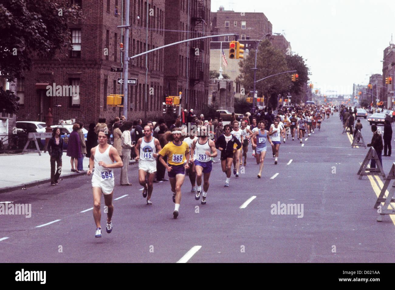 New york marathon 1976 hi-res stock photography and images - Alamy