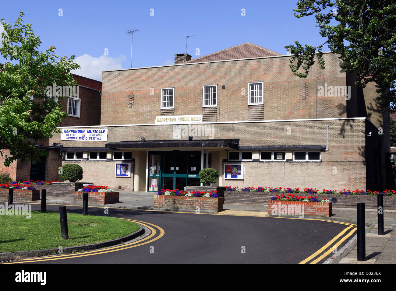 Harpenden hi-res stock photography and images - Alamy