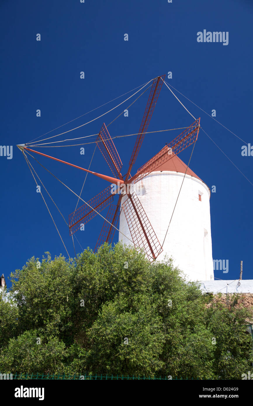 White mill hi-res stock photography and images - Alamy