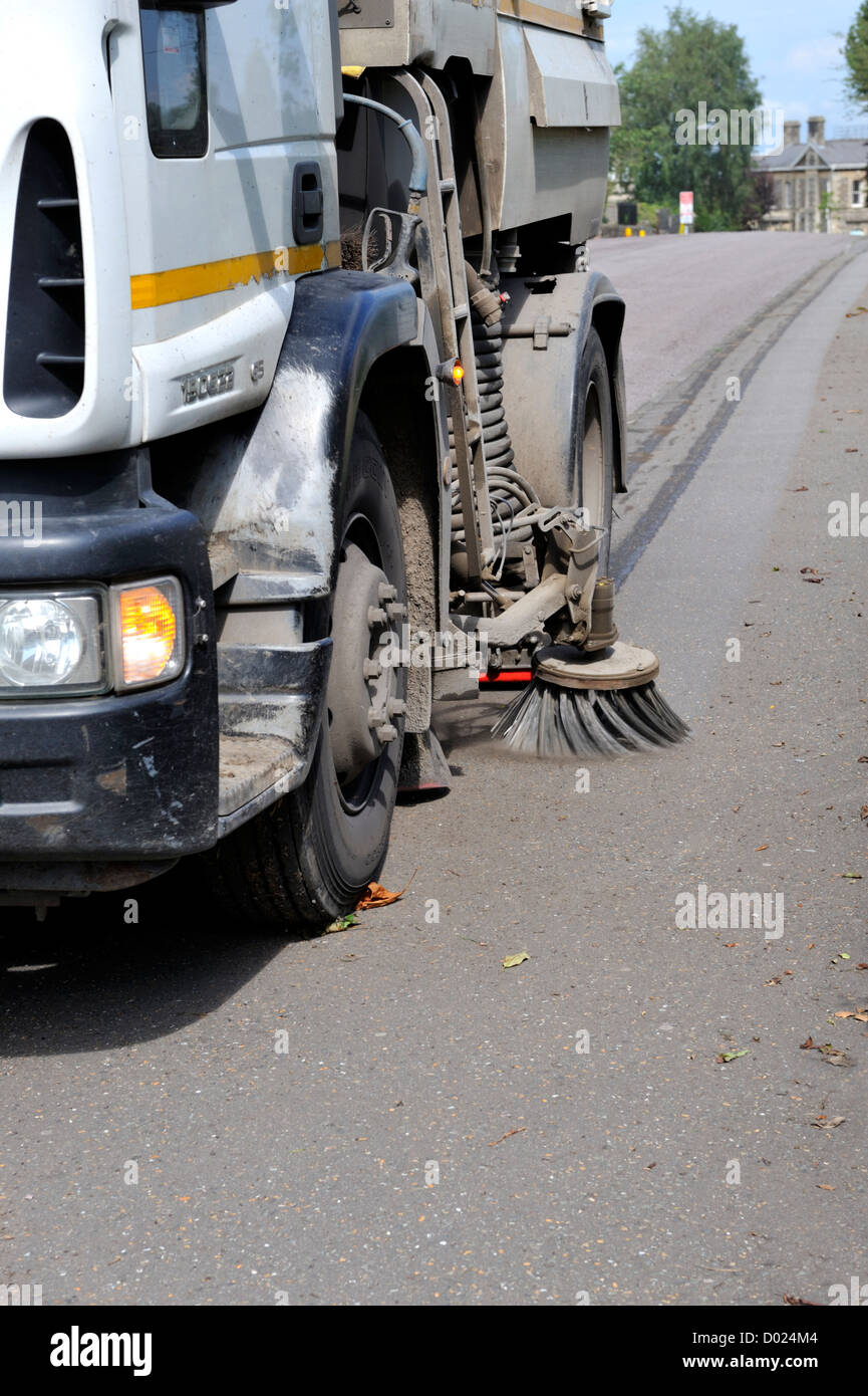 Asphalt road repaving hi-res stock photography and images - Alamy