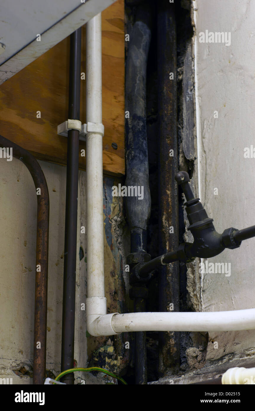 Copper pipe corrosion hi-res stock photography and images - Alamy