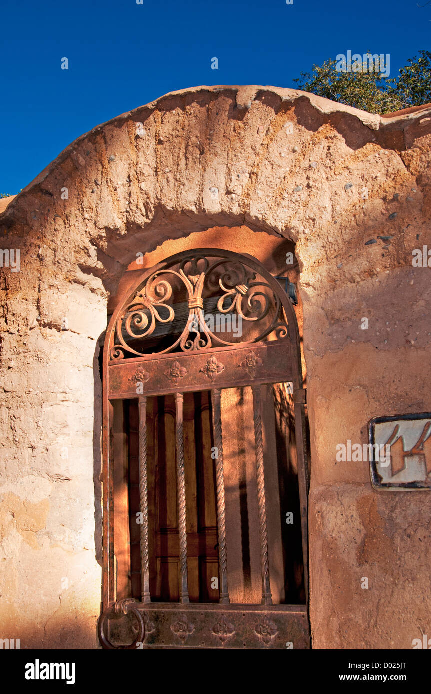 Mexican wrought iron gate hi-res stock photography and images - Alamy