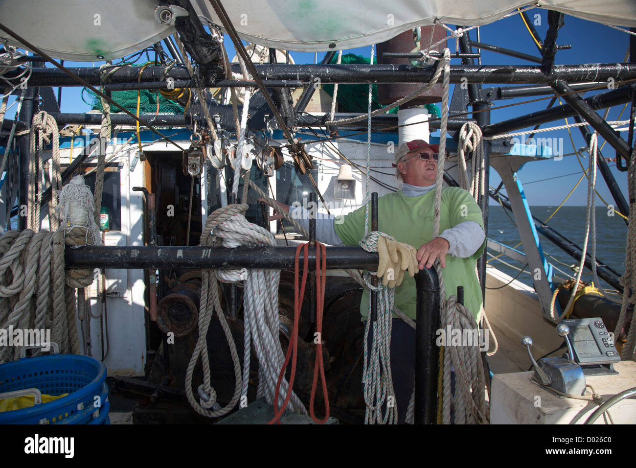 Trawler ropes hi-res stock photography and images - Alamy