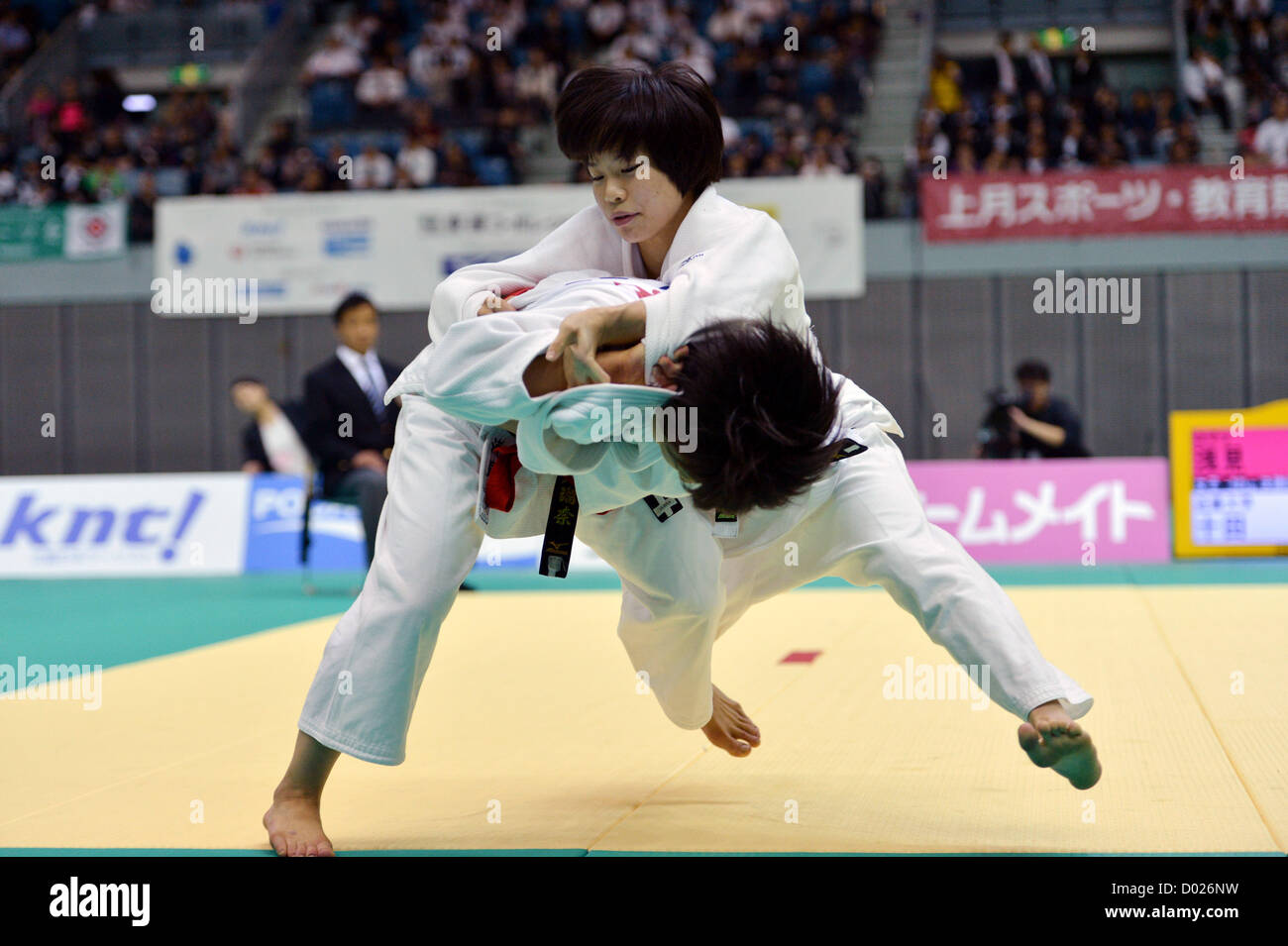 L to R Haruna Asami (JPN), Miri Toda (-48kg), NOVEMBER 11, 2012 - Judo : Kodokan Cup 2012 ,-48kg ...
