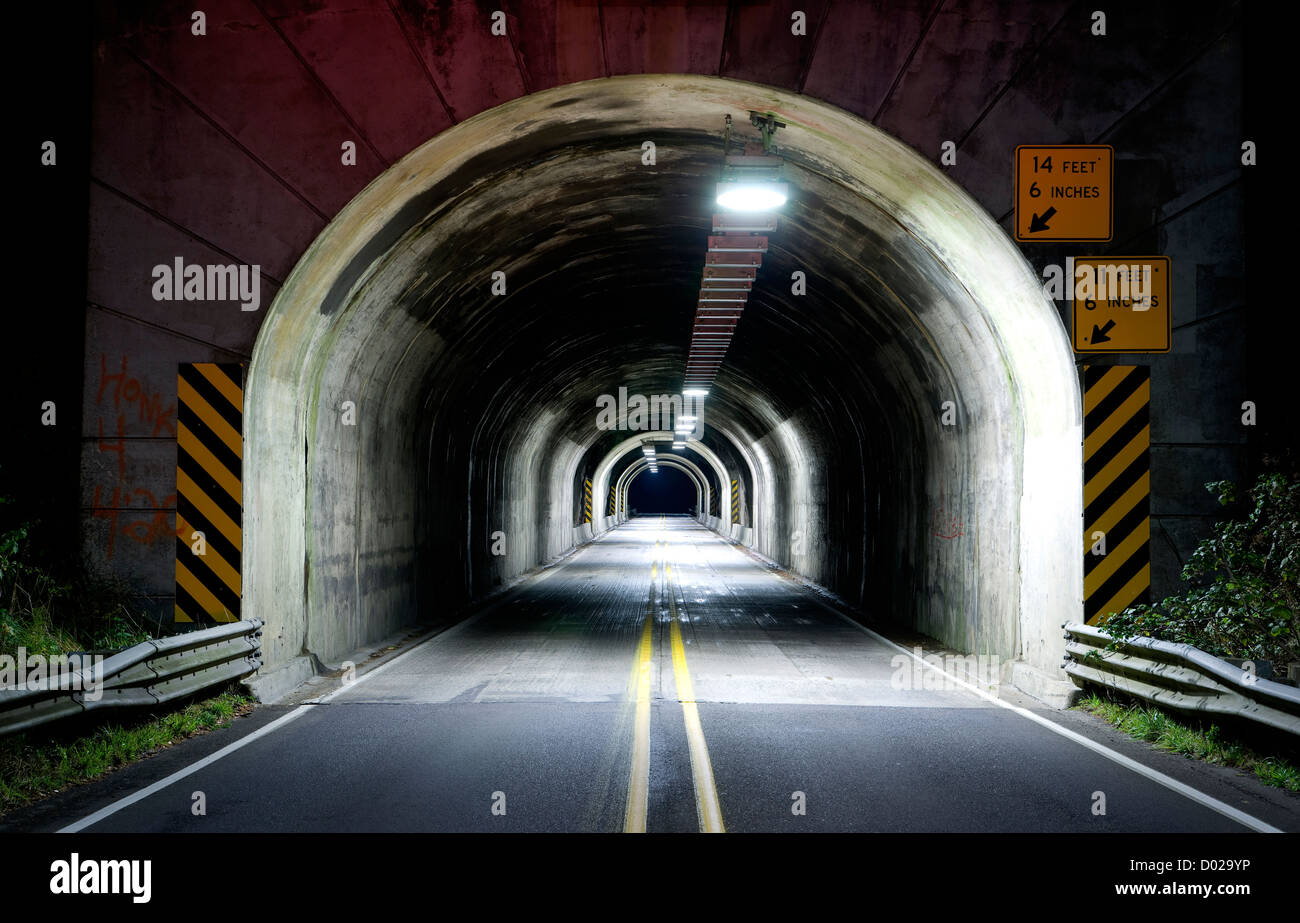 Highway 101 hi-res stock photography and images - Alamy