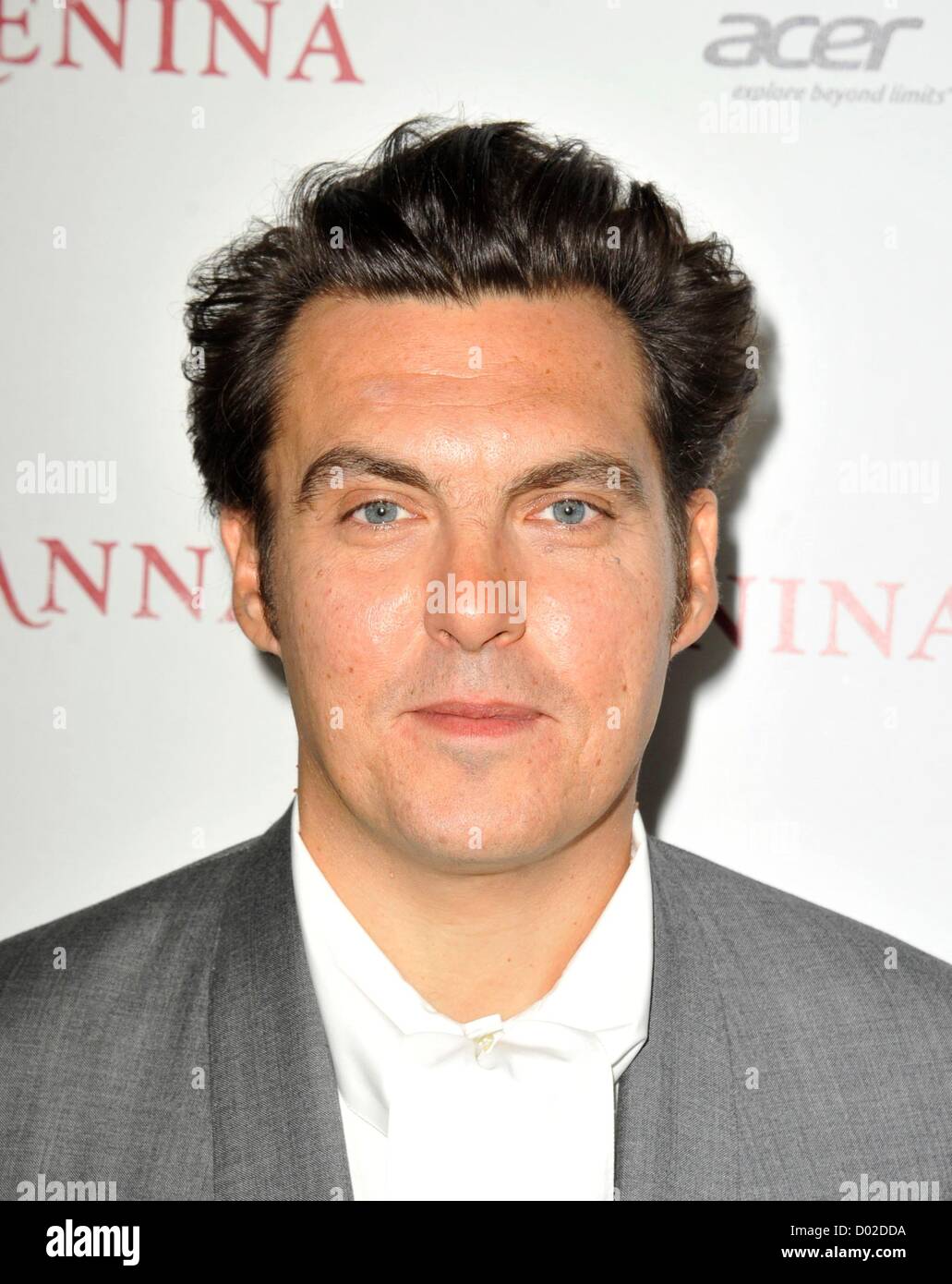 Joe Wright at arrivals for ANNA KARENINA Premiere, The ArcLight Cinemas ...
