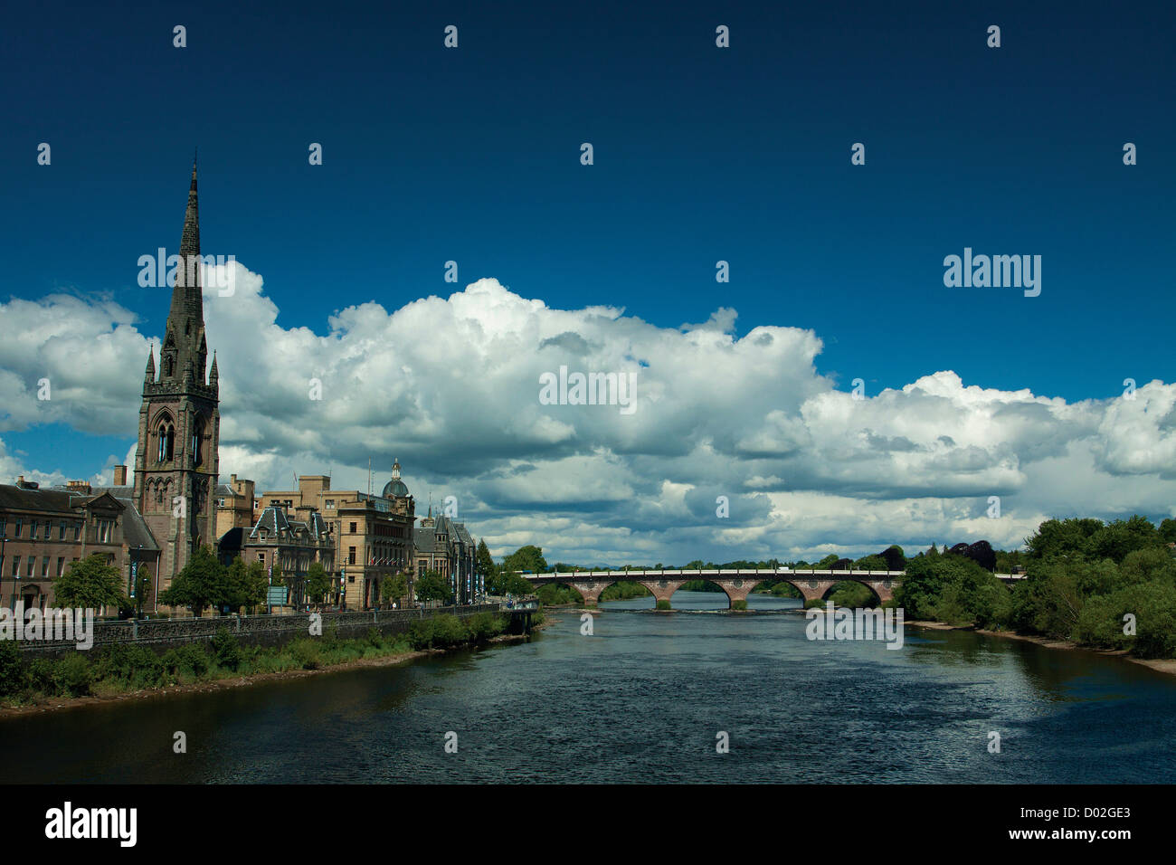 The River Tay and Smeaton's Bridge, Perth, Perthshire Stock Photo - Alamy