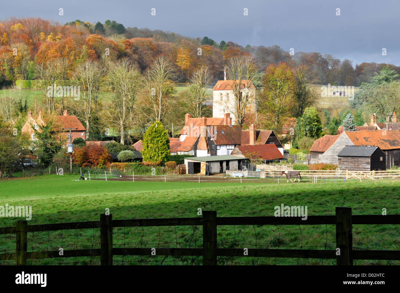 Bucks - Chiltern Hills - Fingest from Chiltern Way path - across fields ...