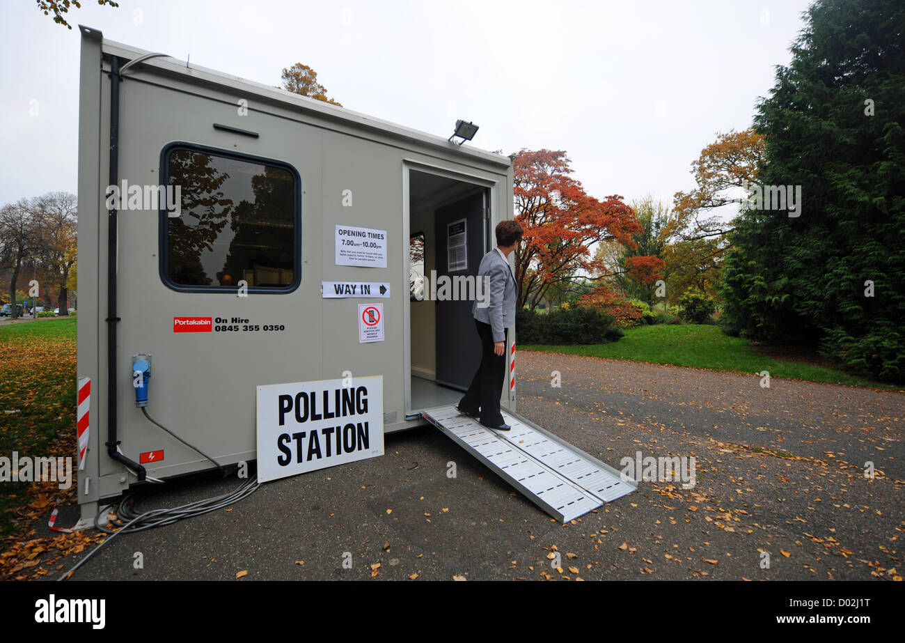 Temporary police station hi-res stock photography and images - Alamy