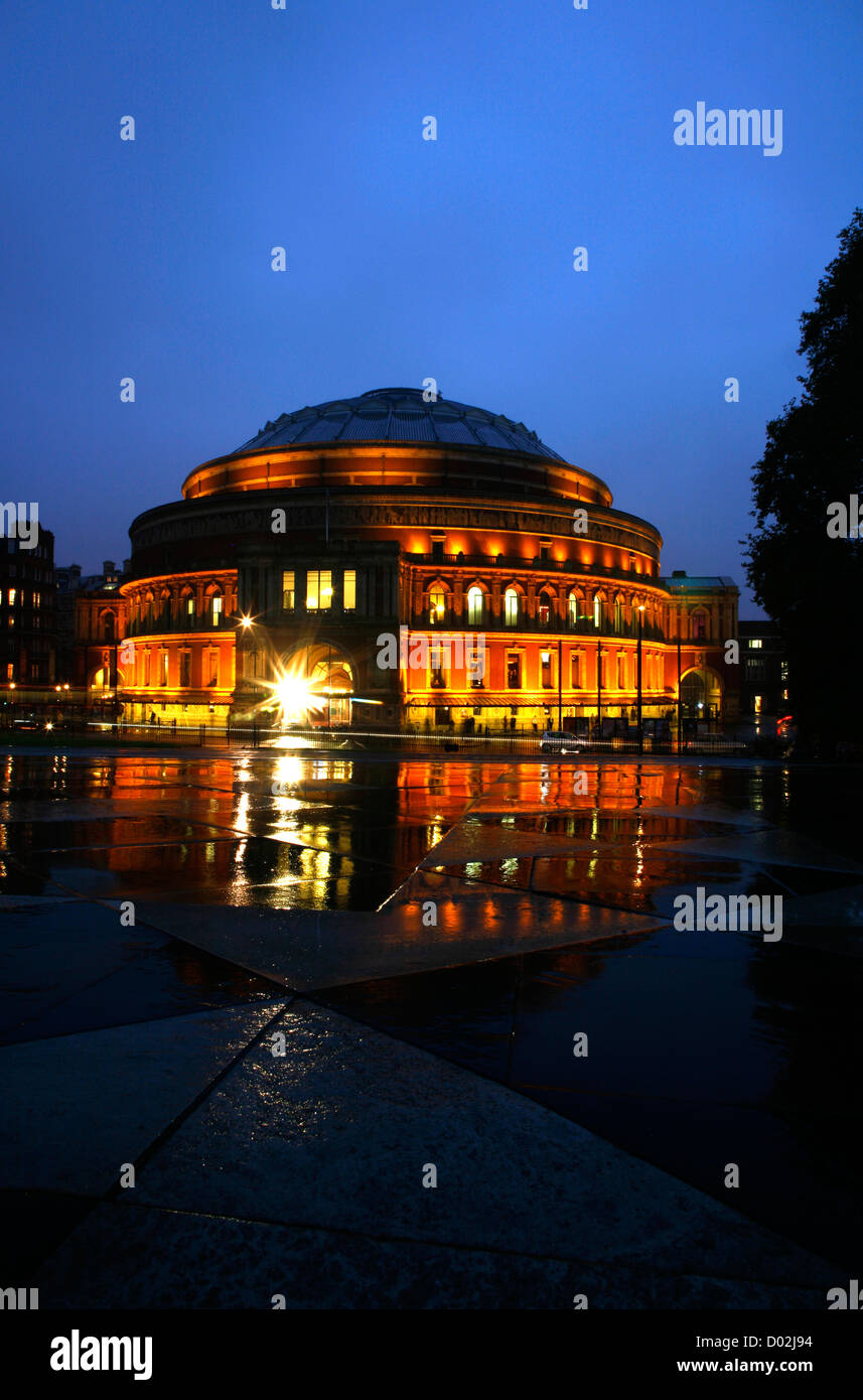 London theatre hi-res stock photography and images - Alamy