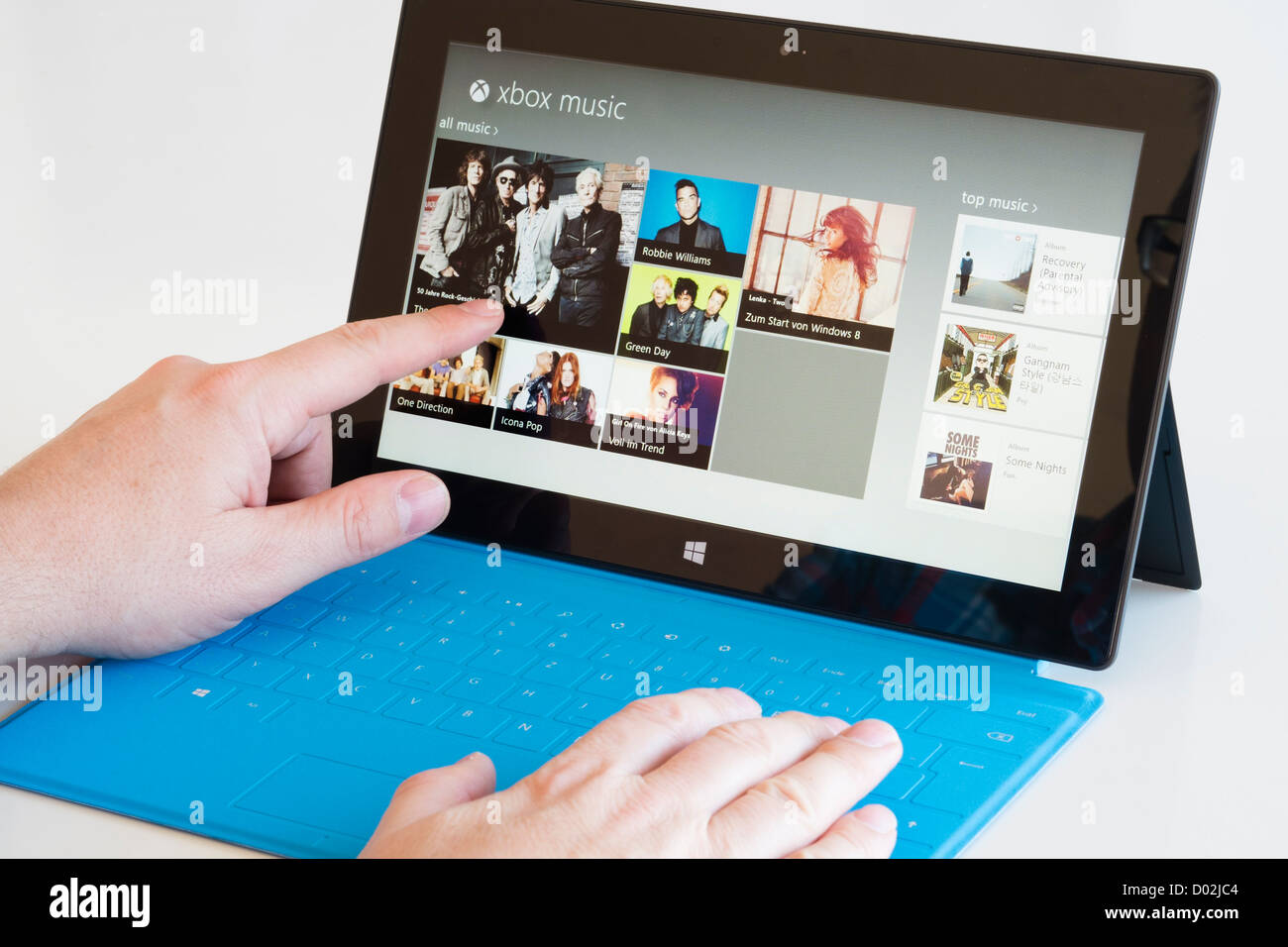 Using microsoft surface hi-res stock photography and images - Alamy