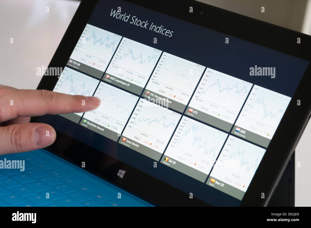 Microsoft finance app hi-res stock photography and images - Alamy