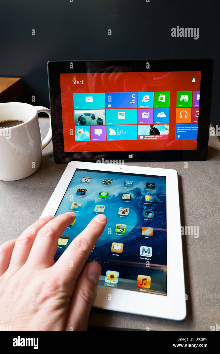 Microsoft surface 3 tablet hi-res stock photography and images - Alamy