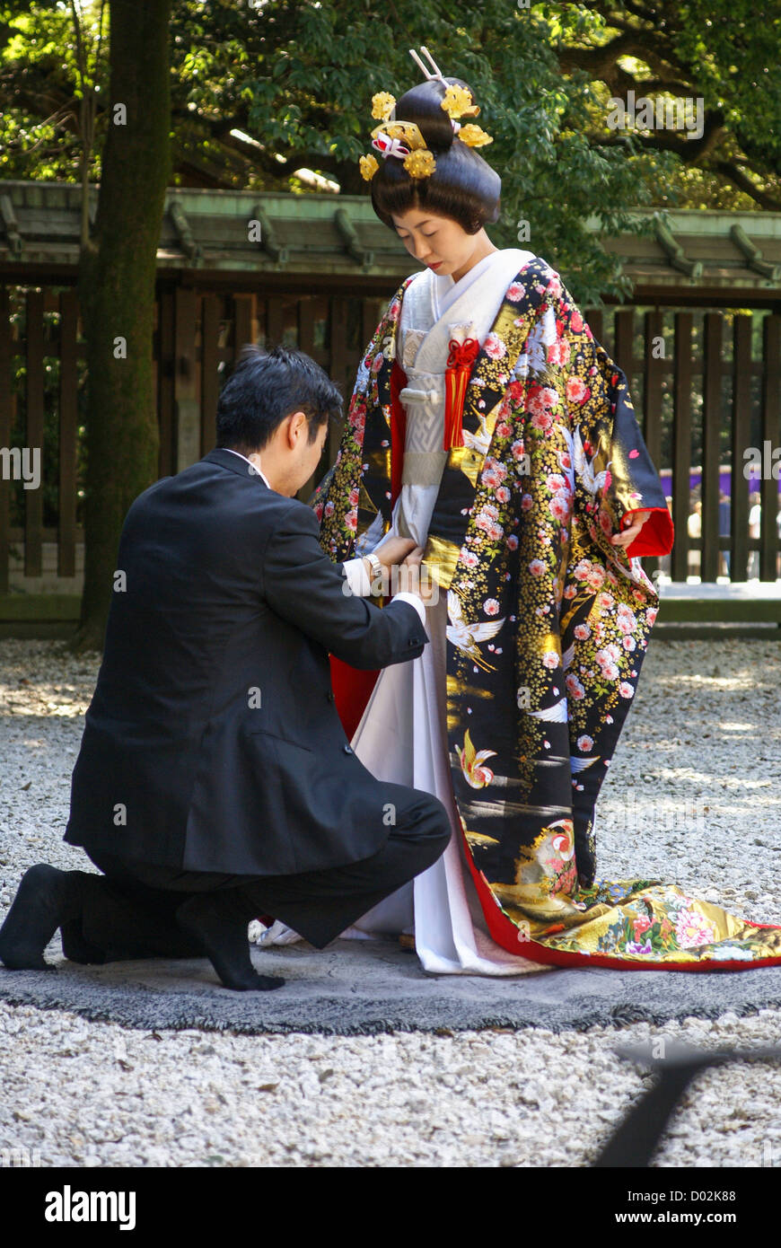 Japan, Tokyo, Meiji Shinto Shrine Traditional Shinto Wedding Stock ...