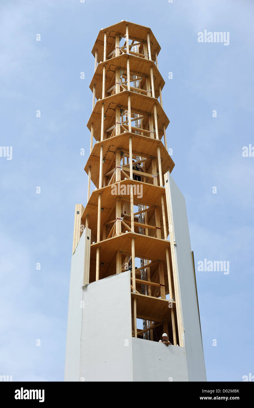 GERMANY Hannover, Timbertower GmbH, construction of 100 metre high ...