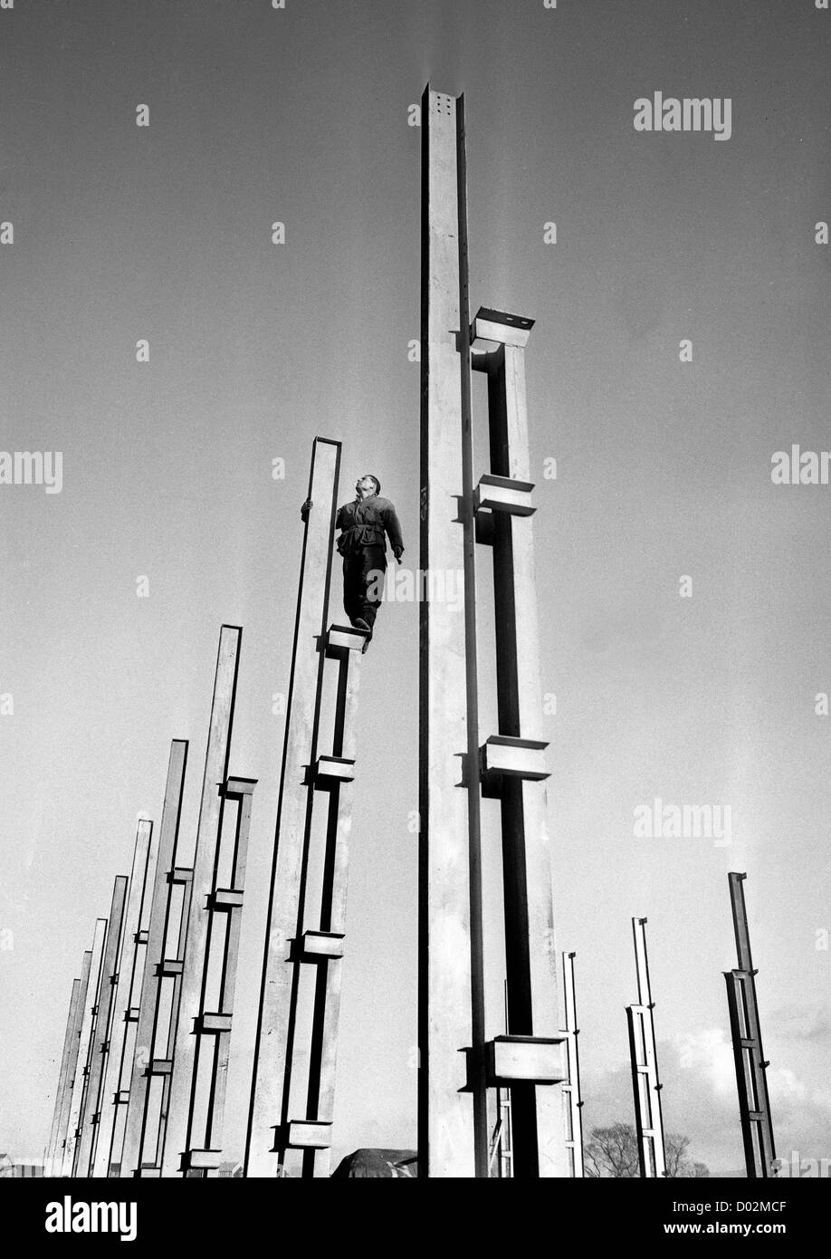 1950s, construction worker Black and White Stock Photos & Images - Alamy